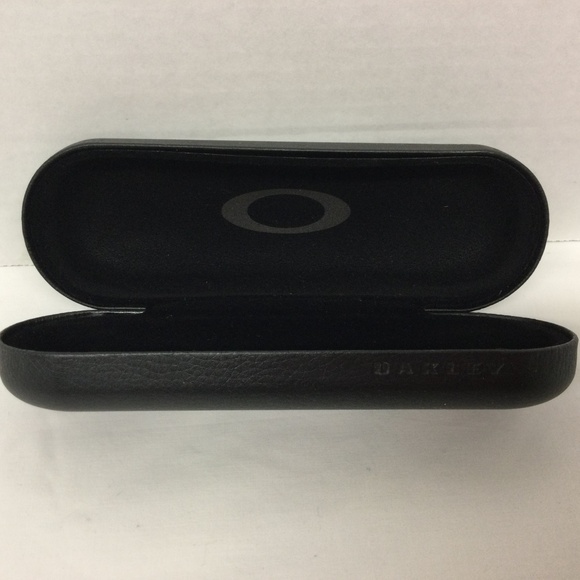 Oakley | Accessories | Oakley Eye Glasses Case Hard Shell Black Eye ...